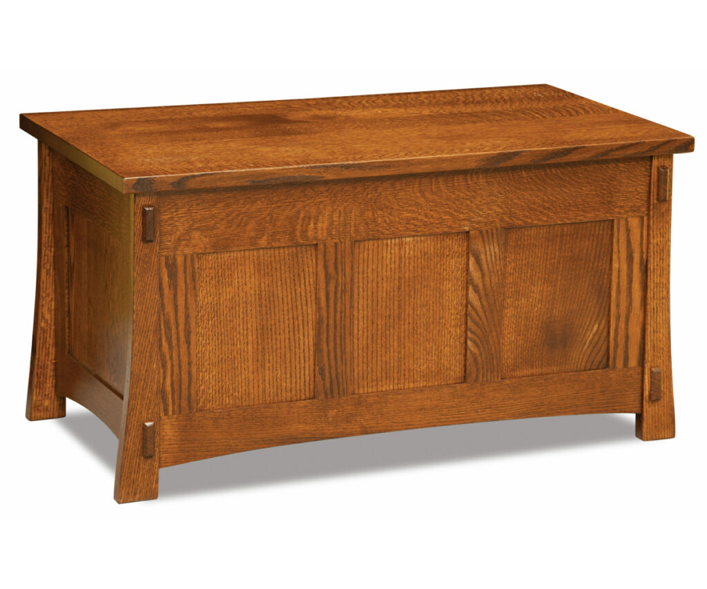 Modesto Cedar Chest - Amish Crafted Furniture
